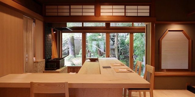 Sumibiyakitori Ikoka, Osaka | En Primeur Club